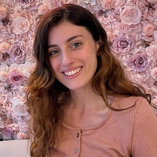 Isabella G., Learn English with Isabella – Engaging Lessons for Kids ...