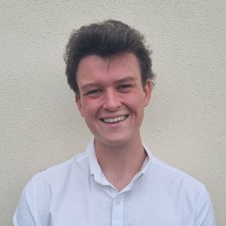 Thomas M., UK-Based University Graduate with Teaching Experience for ...