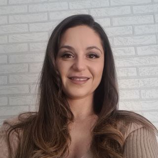 Rocio C., Learn Spanish the Easy and Fun Way! Speak with Confidence ...
