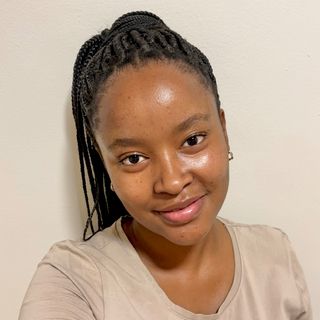 Omphile M., Certified English Tutor with 5+ Years – Fun Path to Fluency ...