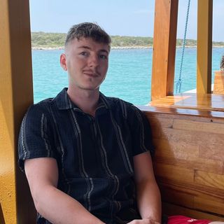 Dafydd S., Certified Native from the United Kingdom | Learn with ...