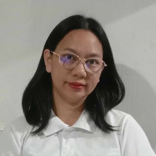 Glynis M., I'm an English tutor with sales and marketing and business ...