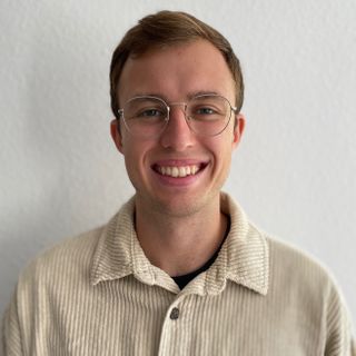 Robert S., Certified tutor with Business degree and international ...