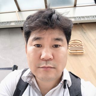 Byungtae B., 저는 한국 회사에서 근무하고 있습니다. 업무 후 한국어를 배우기 원하는 친구들과 재밌는 이야기를 하면서 학생들의 한국어 능력을 향상시키고 싶습니다 ...