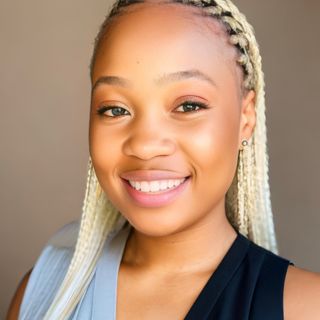 Nicole N., Fun-filled passionate English tutor | Learn with English Tutors
